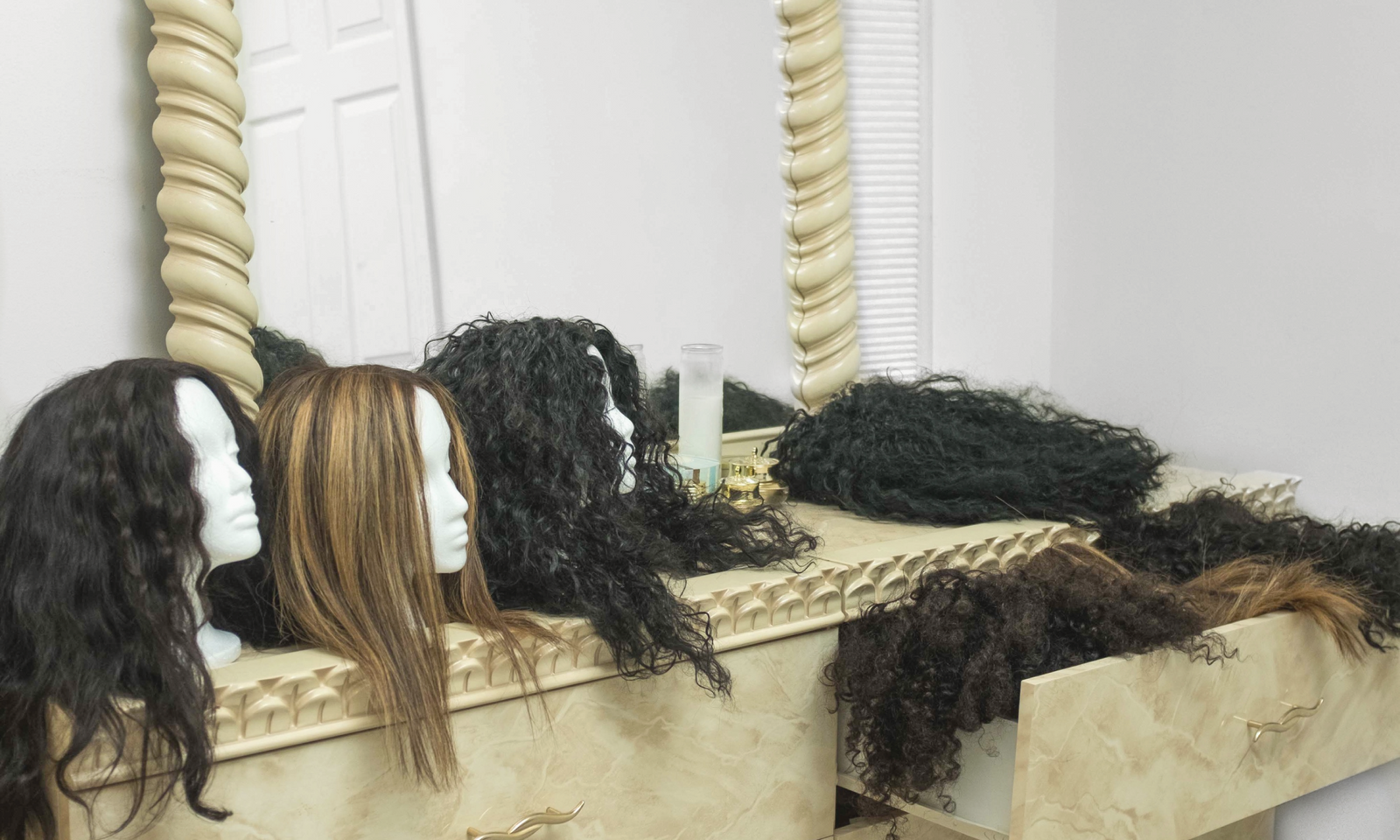 A better way to store your wigs